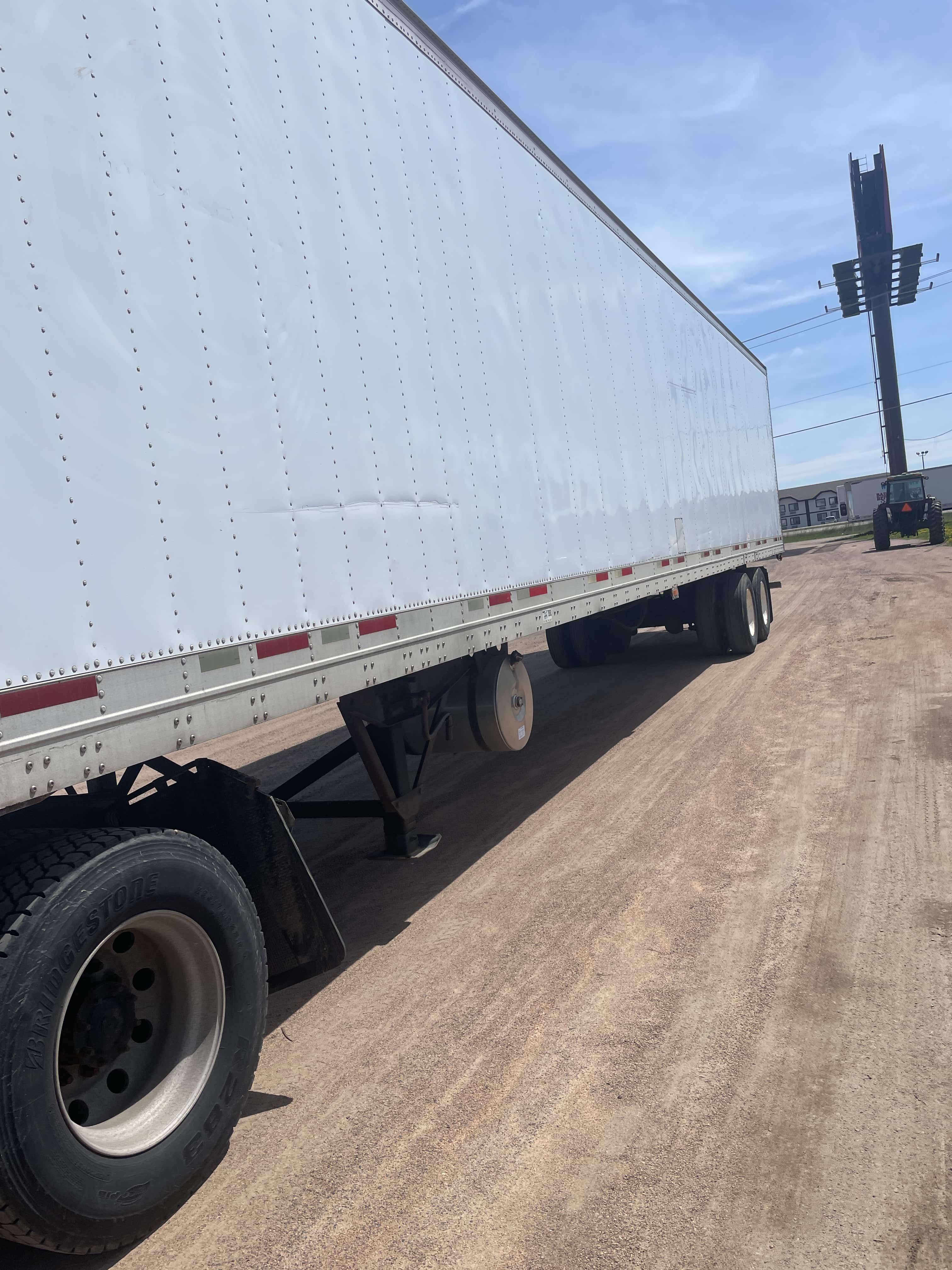 53 Foot Refrigerated Trailer Rental (BT-3753) | BT-3753 | BTRAC